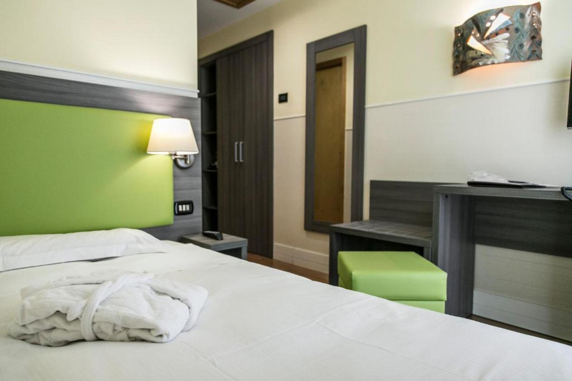 Hotel Aphrodite, Rome | Best deals | lastminute.com