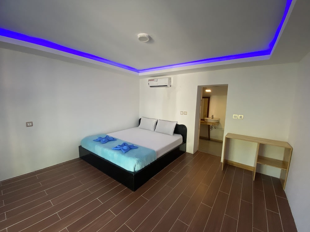 Mad Monkey Koh Rong, Koh Rong Island | Best deals | lastminute.com