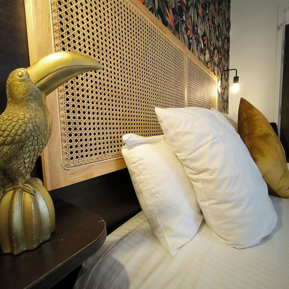 Hotel Le Twelve, Paris | Meilleures offres | lastminute.com