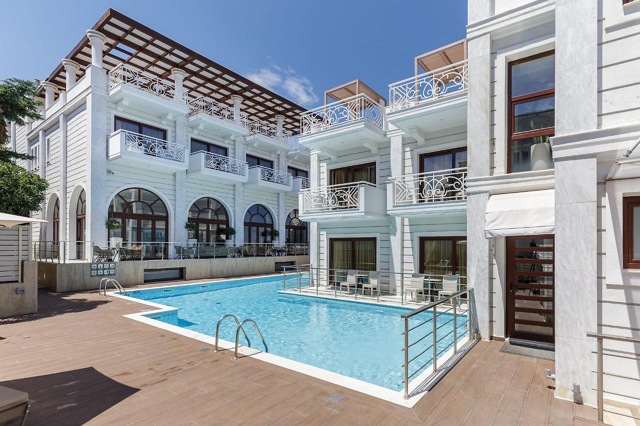 Diverso Platamon, Luxury Hotel & Suites, Platamonas | Best deals ...