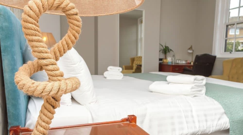 The Captain Cook, London | Best deals | lastminute.com