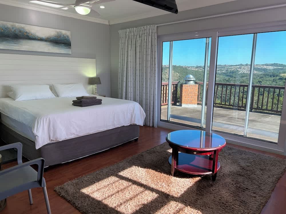 Sky Holiday House, East London | Best deals | lastminute US