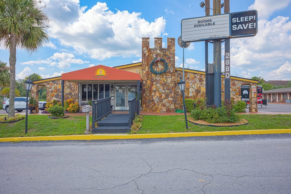 Liberty Garden Inn by OYO Kissimmee near Disney World, Kissimmee | Best ...