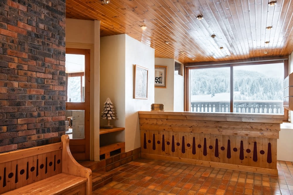 Crystal Hôtel Courchevel, Courchevel | Meilleures offres | lastminute ...