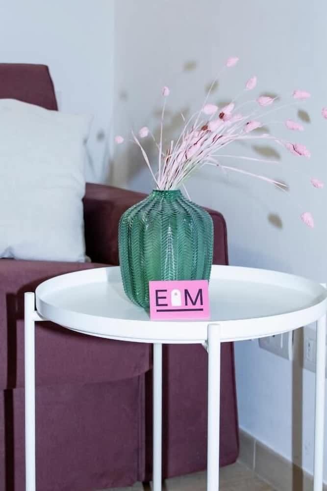 Easy Milano Rooms & Apartments, Milan | Best deals | lastminute.com