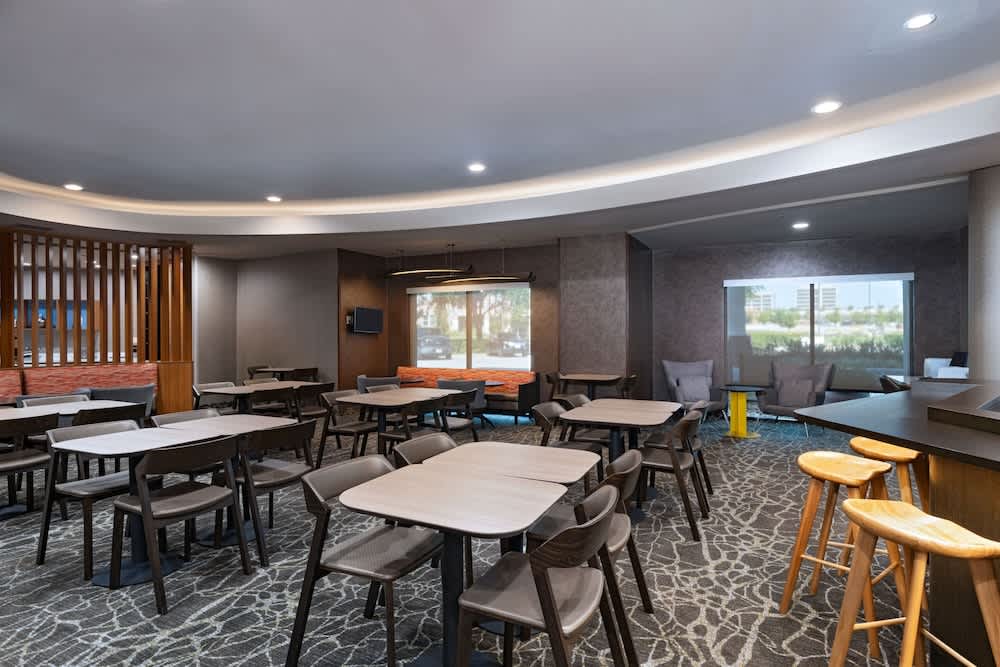 SpringHill Suites by Marriott Dallas DFW Airport East Las Colinas ...