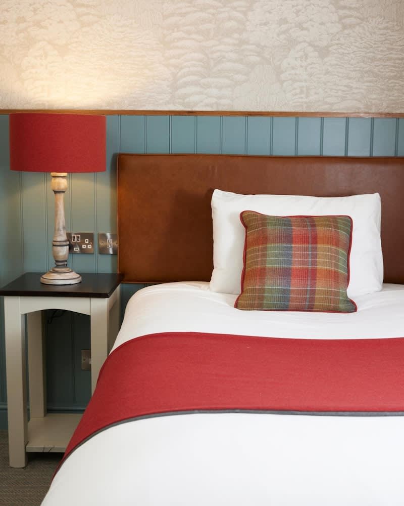 Feathers by Chef & Brewer Collection, Ware | Best deals | lastminute.com