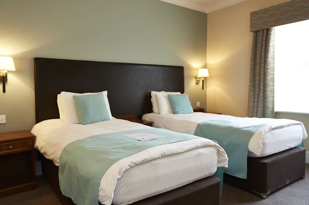 Red Lion Hotel by Greene King Inns, Fareham | Best deals | lastminute.com
