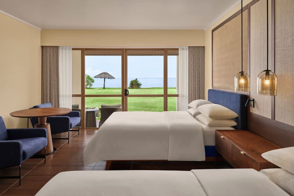 Hôtel Sheraton Samoa Beach Resort | lastminute.com