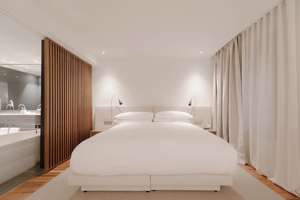 BoHo Hotel Budapest - Small Luxury Hotels, Budapest | Meilleures offres ...