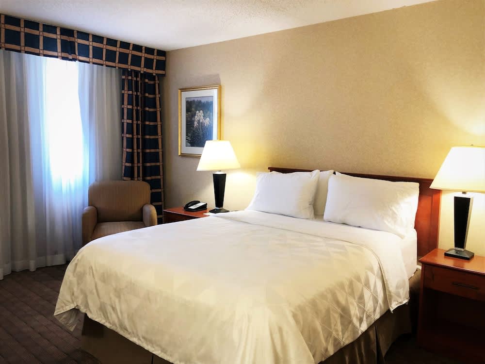 Holiday Inn Laval Montréal by IHG, Laval | Best deals | lastminute.com
