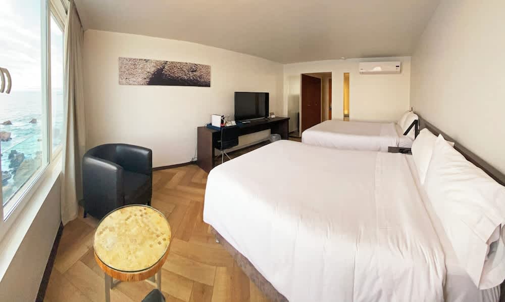 Radisson Blu Acqua Hotel & Spa Concon, Concón | Meilleures offres ...