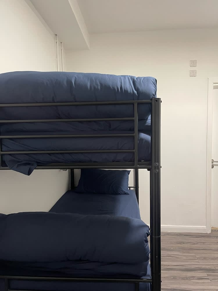 Rahman Hostel, Manchester | Best deals | lastminute.com