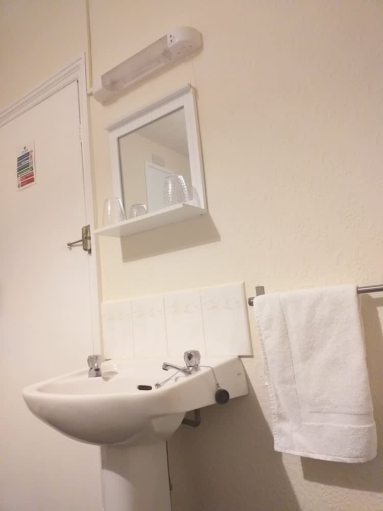 Premier Inn Haydock Park/m6 J23, Warrington | Best deals | lastminute.com