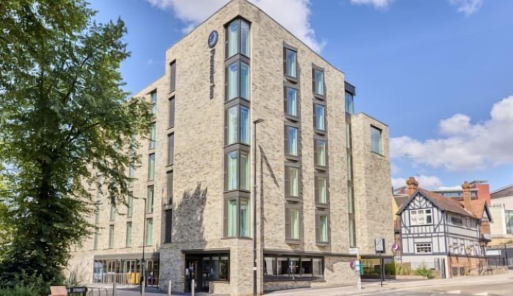 Premier Inn Oxford City Centre - Westgate, Oxford | Best deals ...