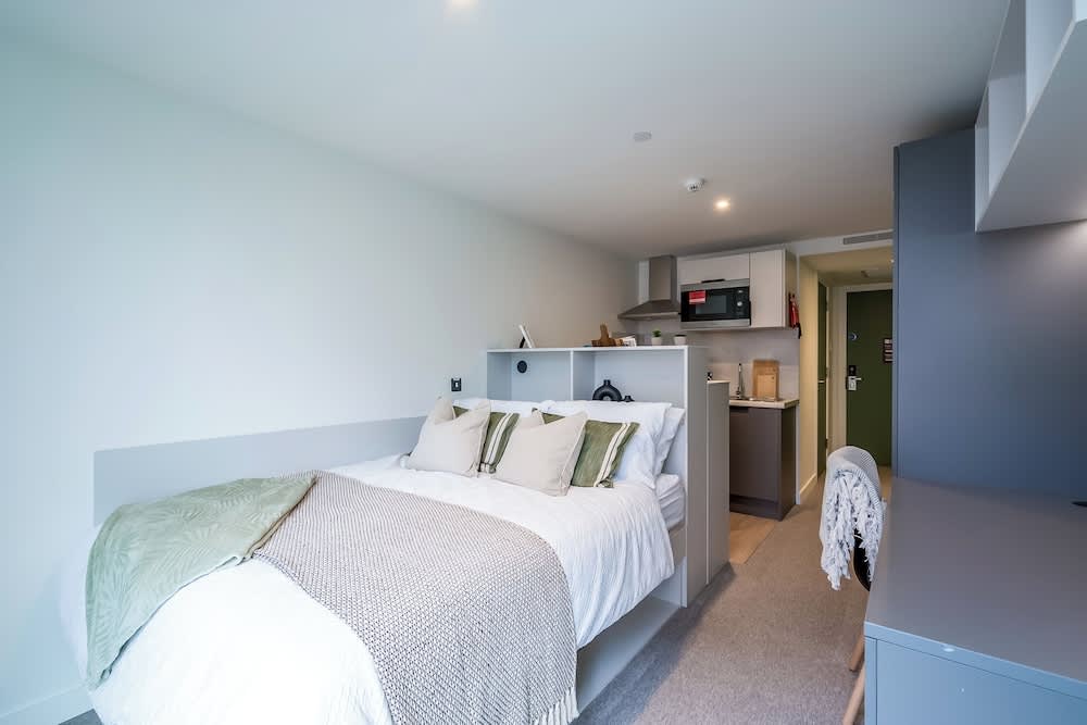 The Edge, Belfast | Best deals | lastminute.com