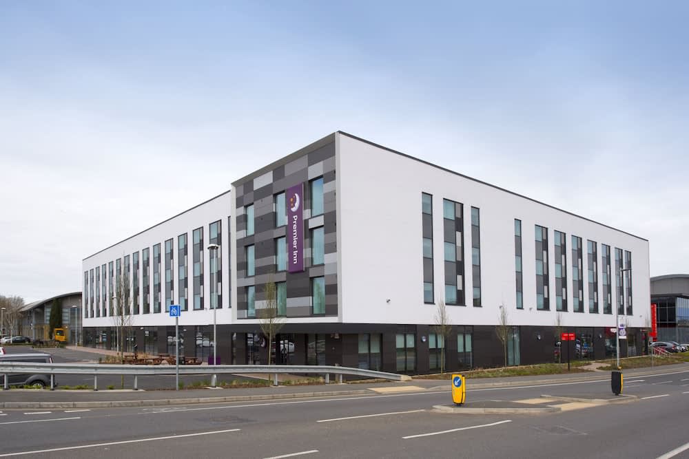 Premier Inn Slough West - Slough Trading Estate, Slough | Best deals ...