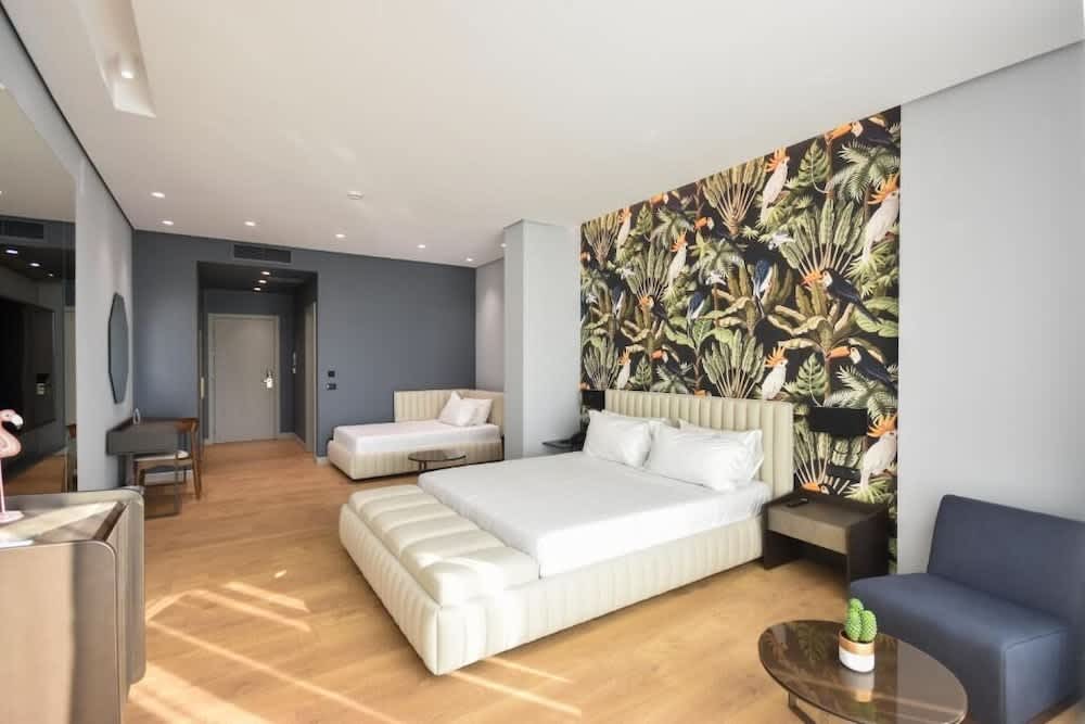 Flamingo Hotel, Vlorë | Best deals | lastminute.com