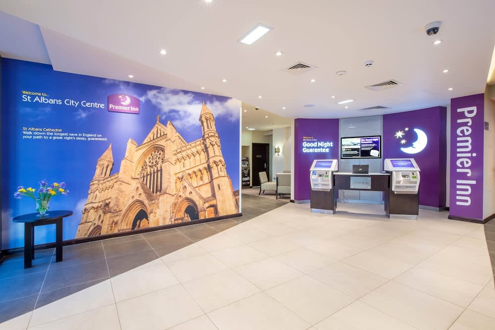 Premier Inn St Albans City Centre, Saint Albans | Best deals ...
