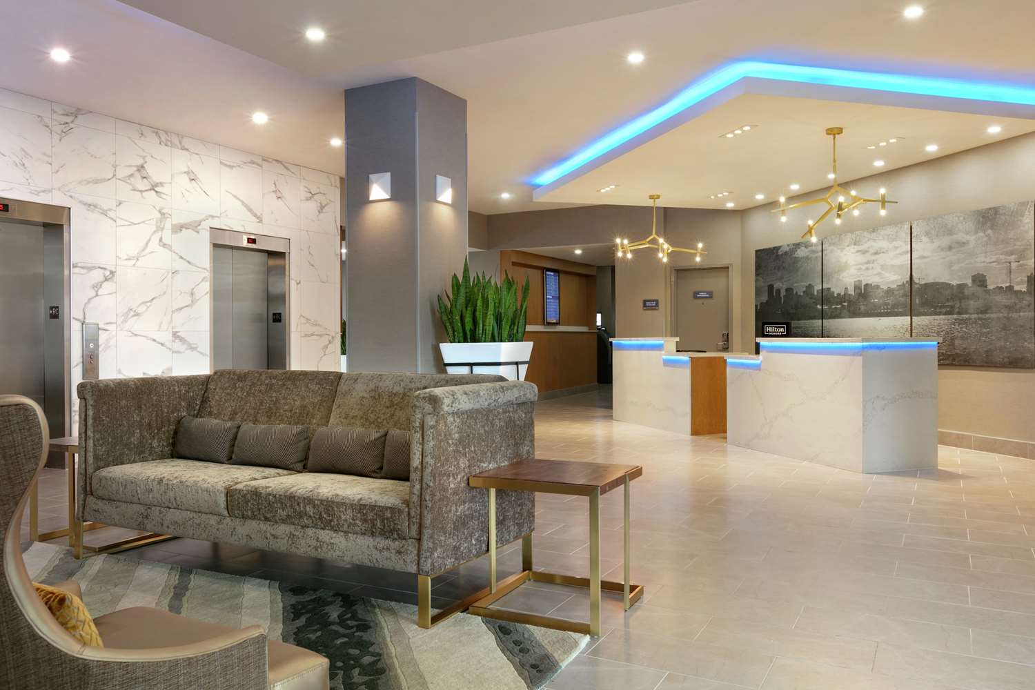 Embassy Suites By Hilton Montreal Airport, Pointe-Claire | Best deals ...