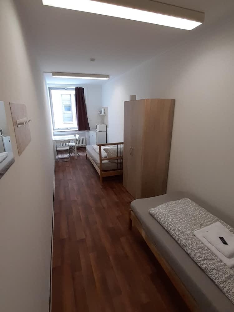2-Rent Group Hostel Zimmer&Apartments GKP2, Munich | Best deals ...
