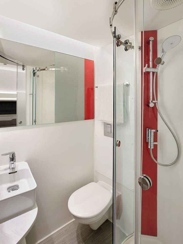 ZIP by Premier Inn Cardiff, Cardiff | Best deals | lastminute.com