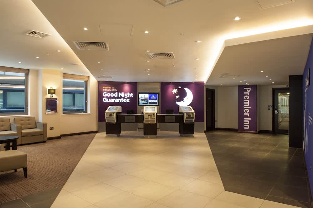 Premier Inn London Bank - Tower, London | Best deals | lastminute.com
