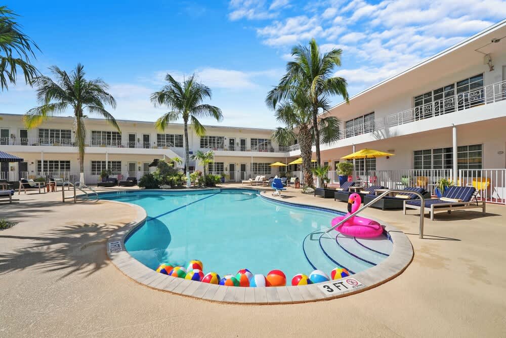 Tradewinds Apartment Hotel Miami Beach, Miami (FL) | Best deals ...