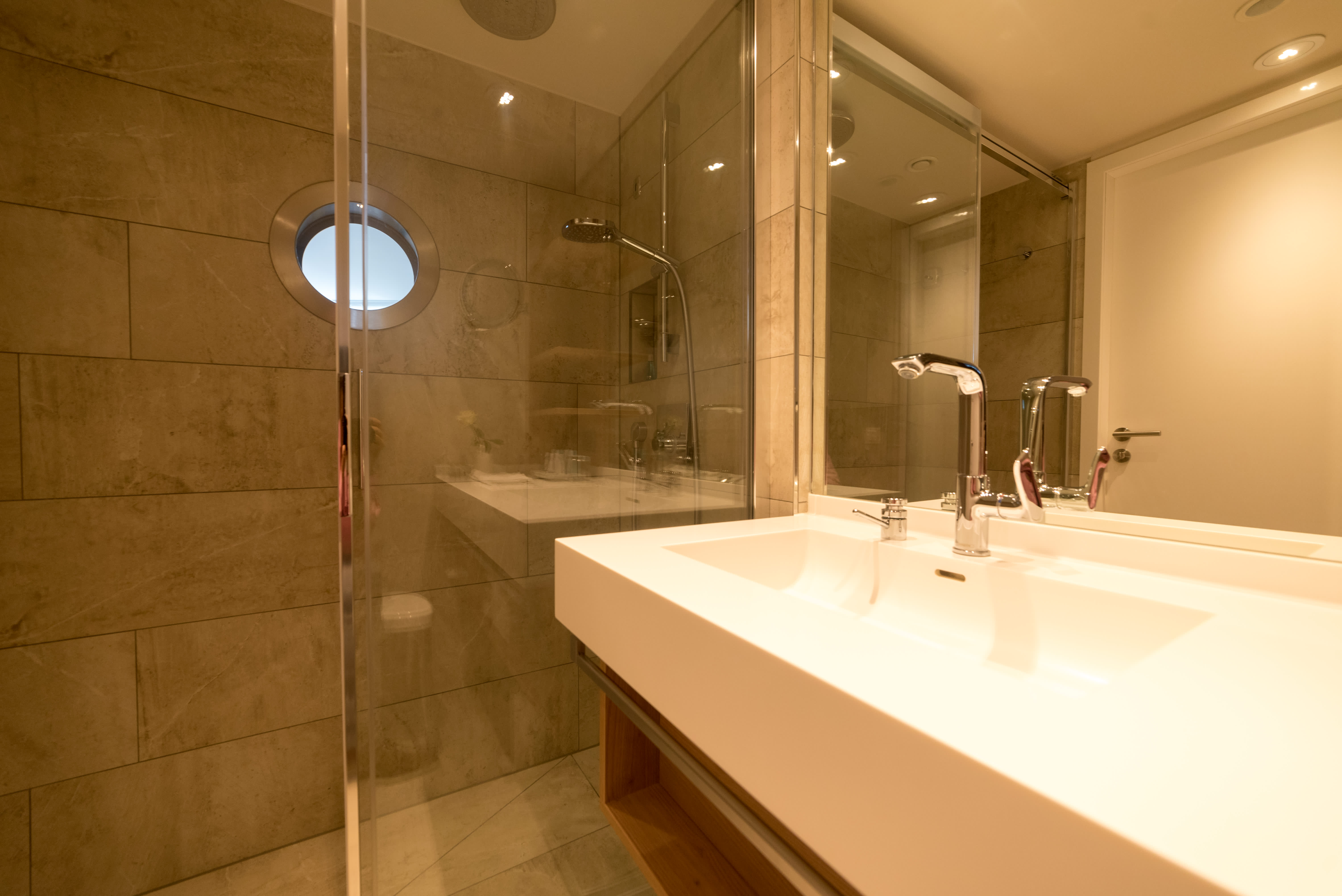 Hotel Neptun, Warnemünde | Günstige Angebote | lastminute.de