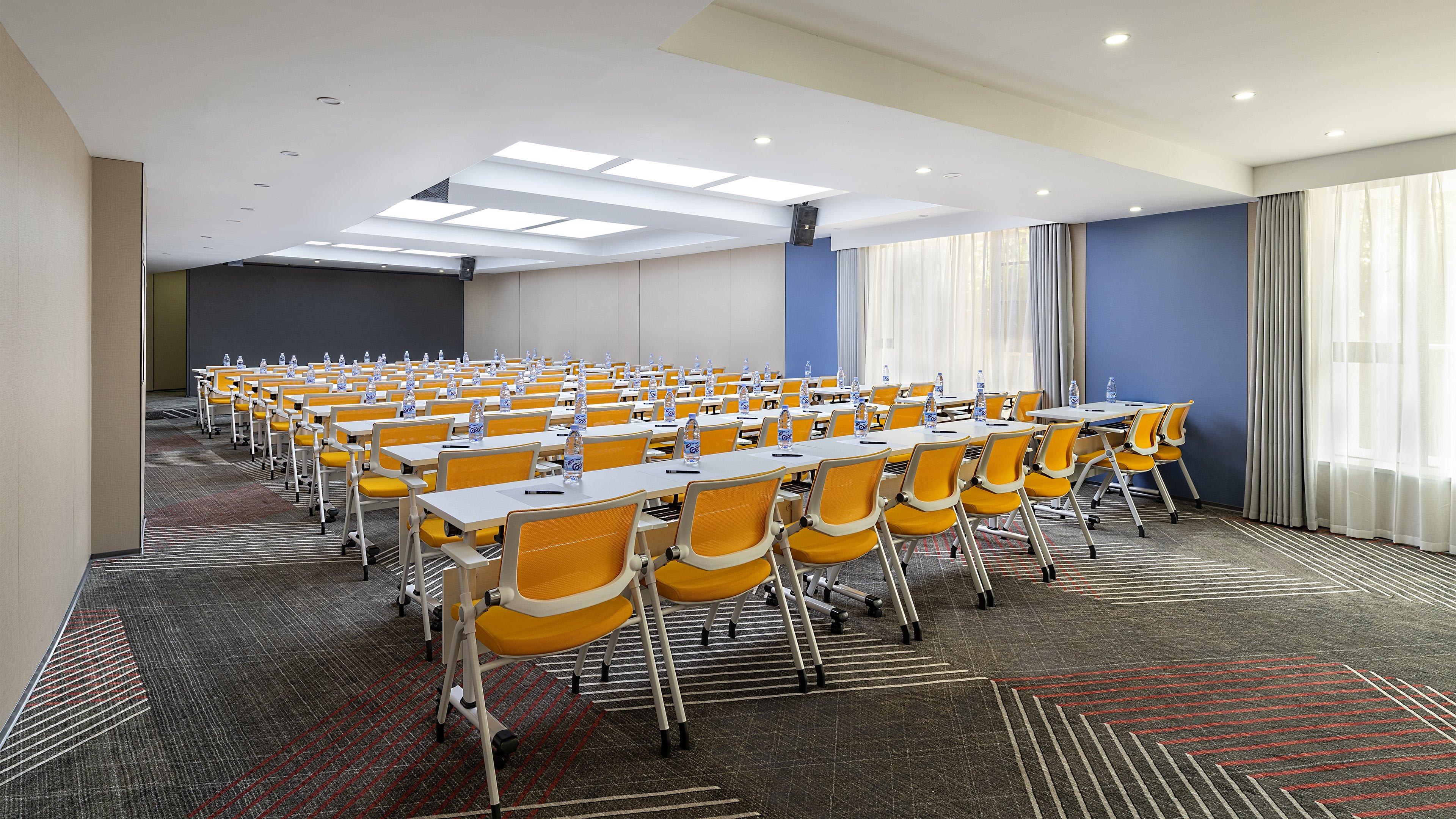 Holiday Inn Express Kunming Railway Station, Kunming | Best deals ...