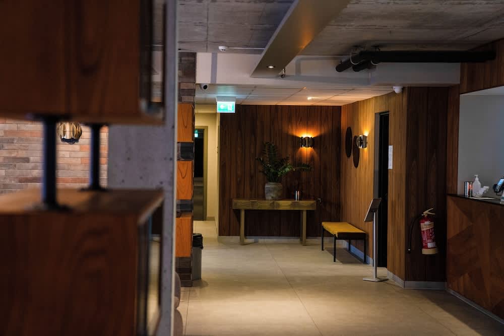 Konvin Hotel by Reykjavik Keflavik Airport, Hafnir | Beste deals ...