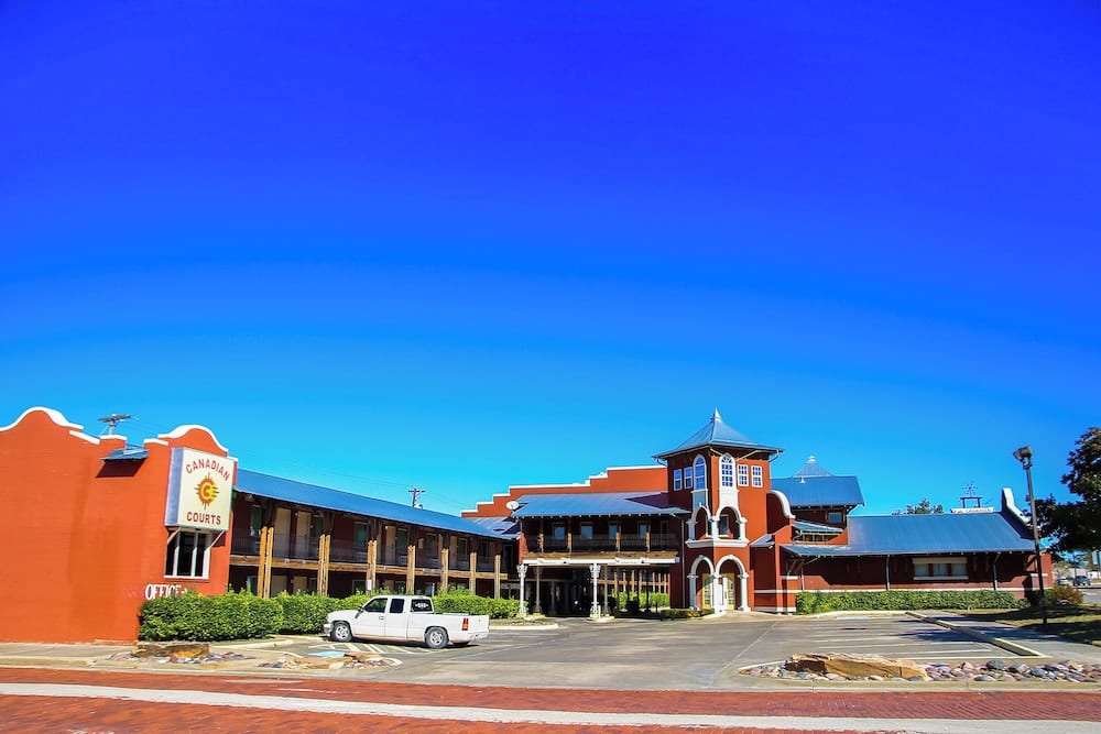 Econo Lodge, Canadian | Best deals | lastminute US