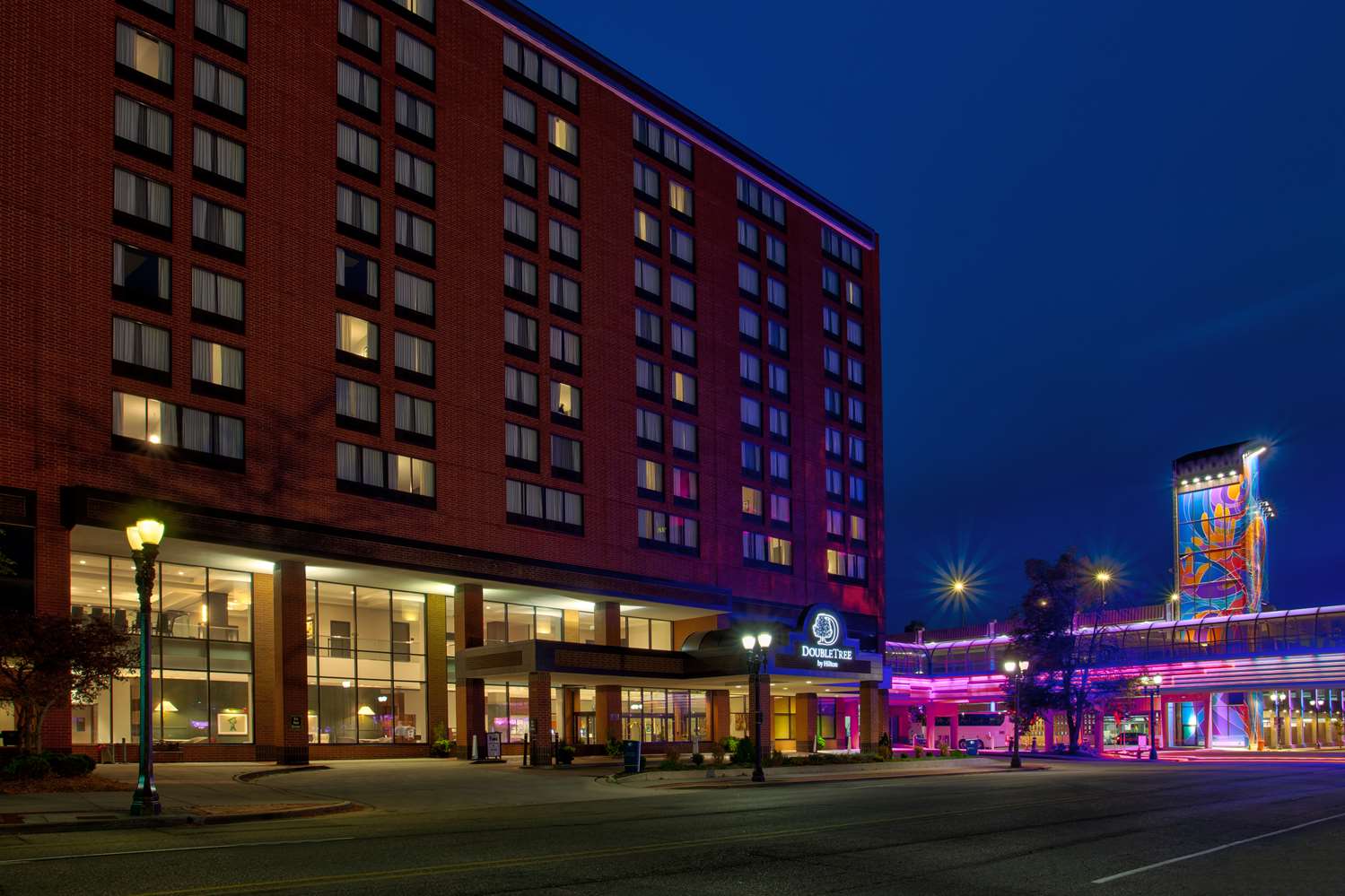 DoubleTree by Hilton Lansing, Lansing | Best deals | lastminute.com