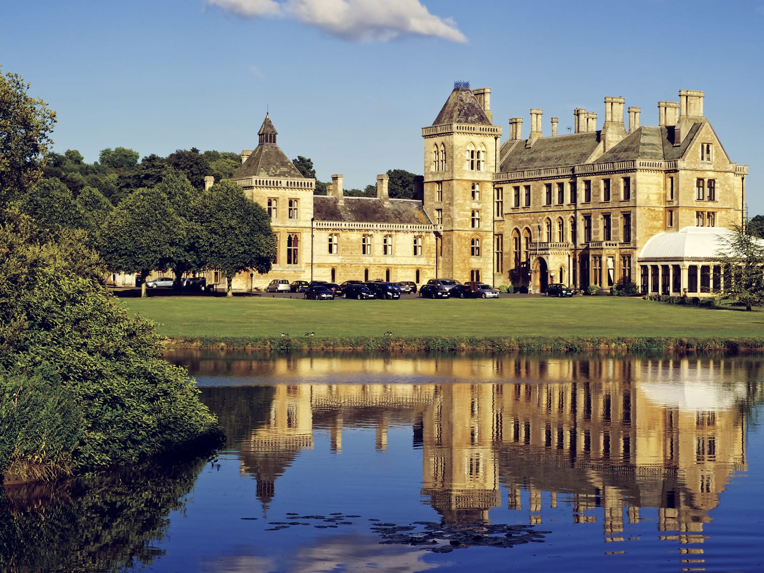 Mercure Warwickshire Walton Hall & Spa, Wellesbourne | Best deals | lastminute.com