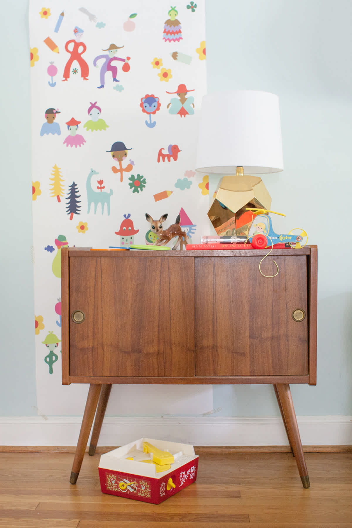 Whimsical Wallpaper - Lay Baby Lay