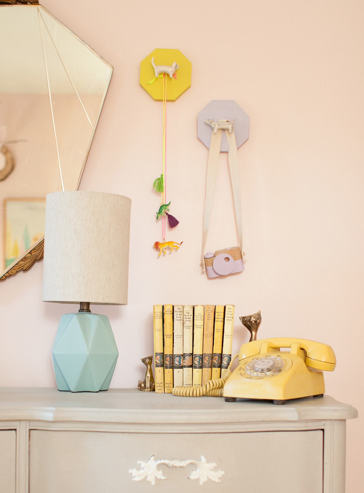 DIY Jewelry Holder Lay Baby Lay diy-jewelry-holder-lay-baby-lay