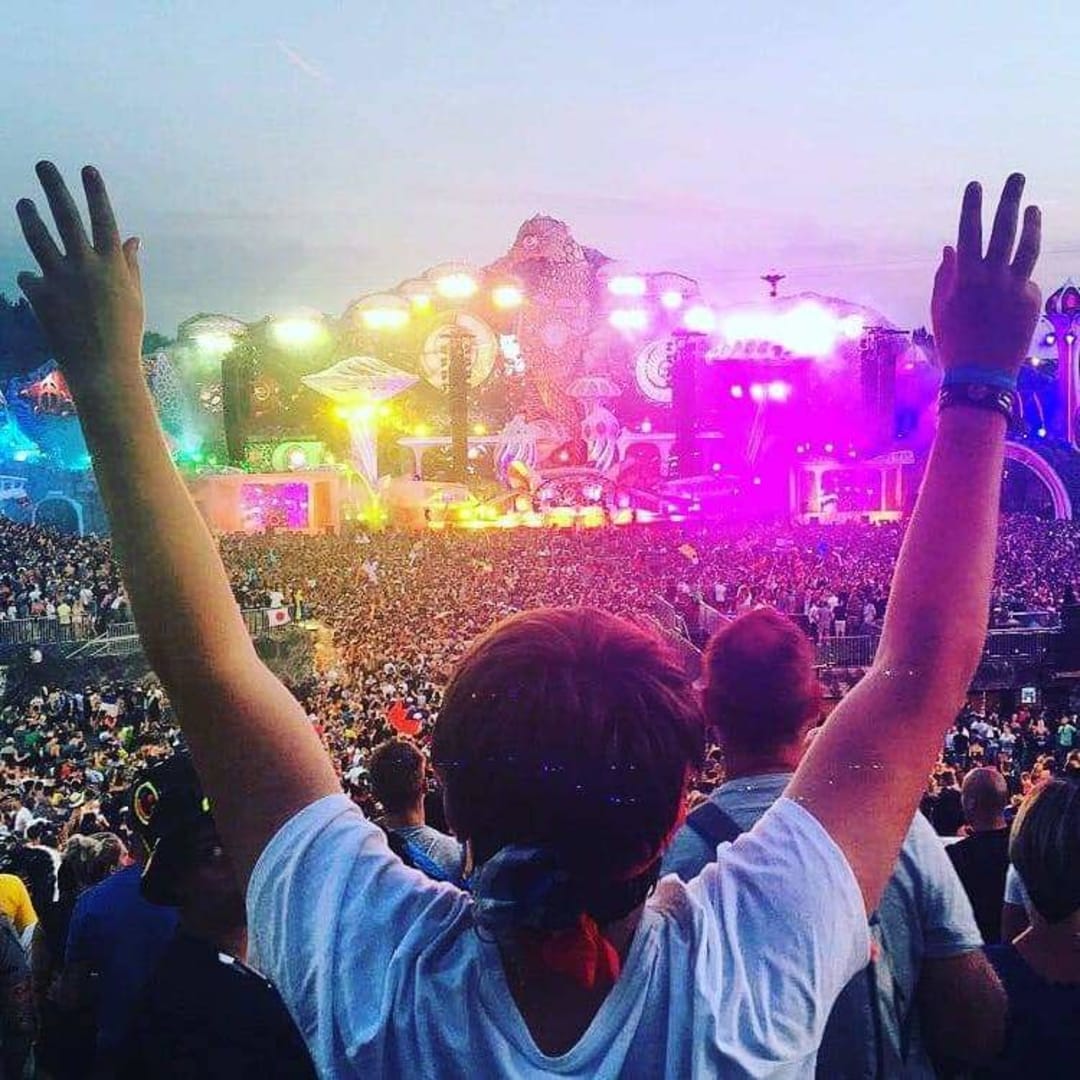 Money pot: UN PROJET PROFESSIONNEL AU CANADA | Leetchi