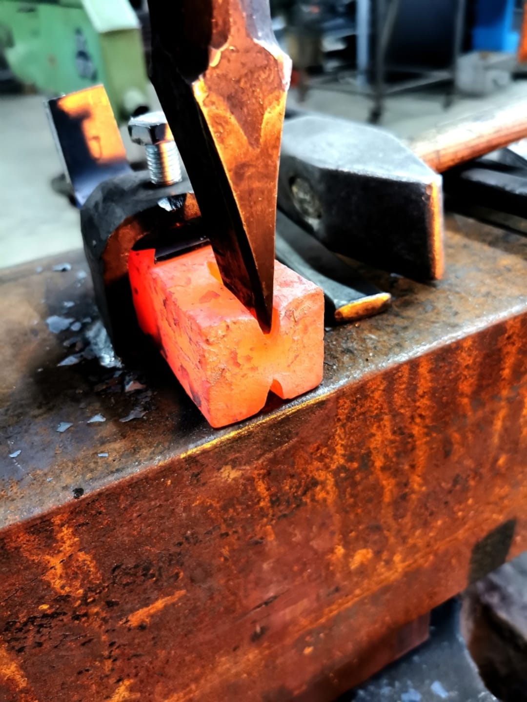 Cagnotte : independent Blacksmith workshop - Leetchi.com