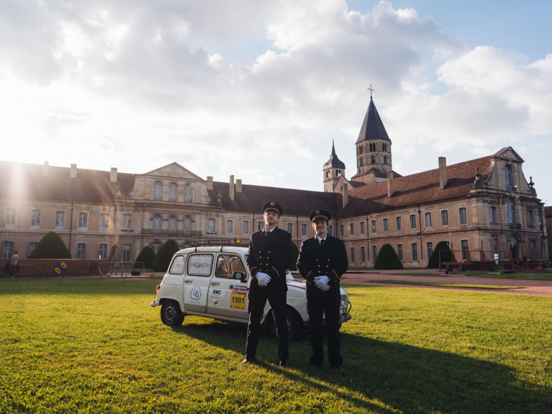 Cagnotte : 4L Trophy Raidz'arts 2026 | Leetchi