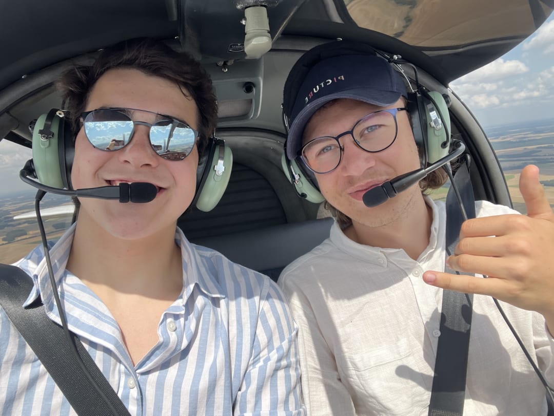 Cagnotte : 4L Trophy 2026 - Adrien & Jules | Leetchi