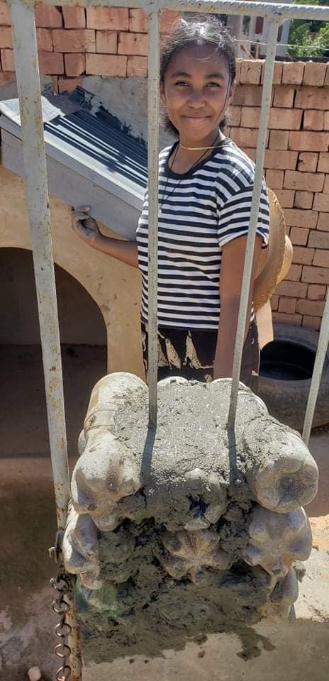 Cagnotte : Aider ma famille à changer la vie d'une jeune fille à jamais ...