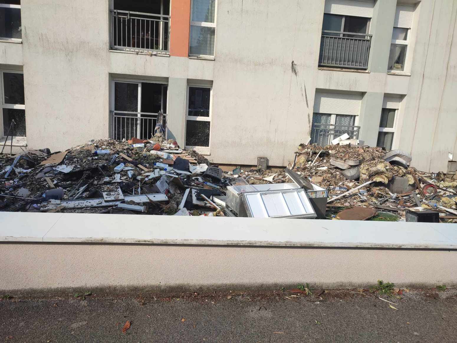 Cagnotte : Soutiens pour le décès de Rosa après la perte de son appart ...