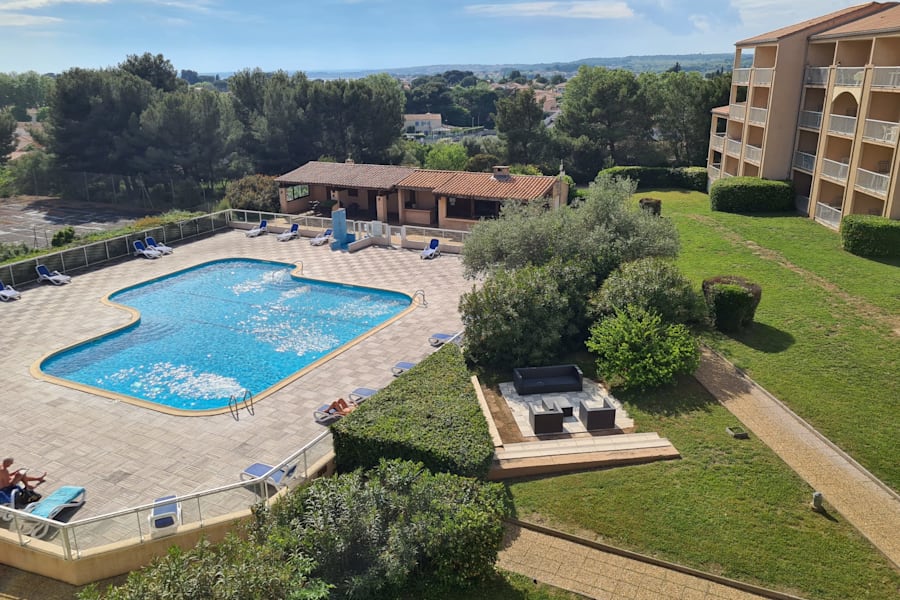 PROMOTION MARS AVRIL Beau studio rénové, climatisé, calme, ascenseur ...