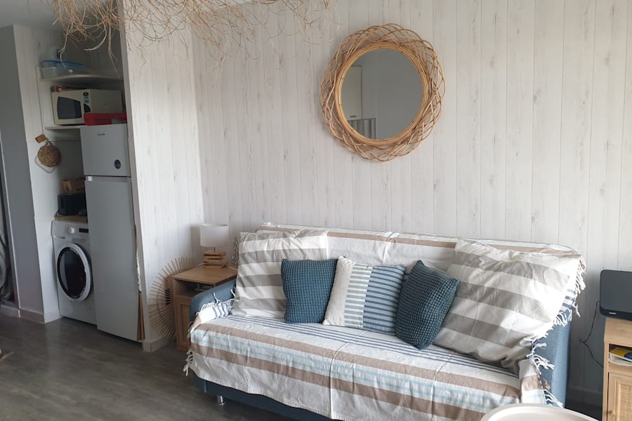 PROMOTION MARS AVRIL Beau studio rénové, climatisé, calme, ascenseur ...