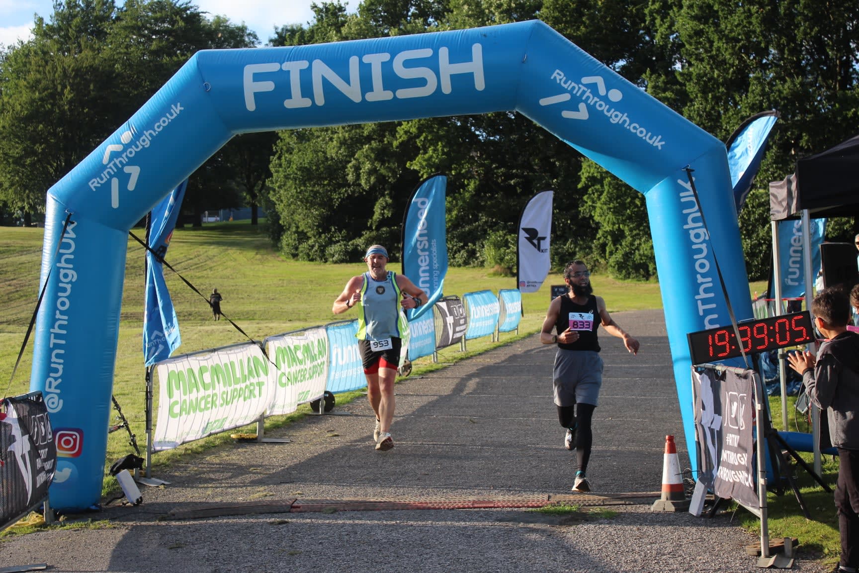 RunThrough Chase The Sun Heaton Park 5k, 10k & 10 Mile - June - Running ...