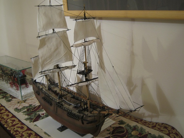 Airfix HM Bark Endeavour model kit in a glass case - Ready for ...