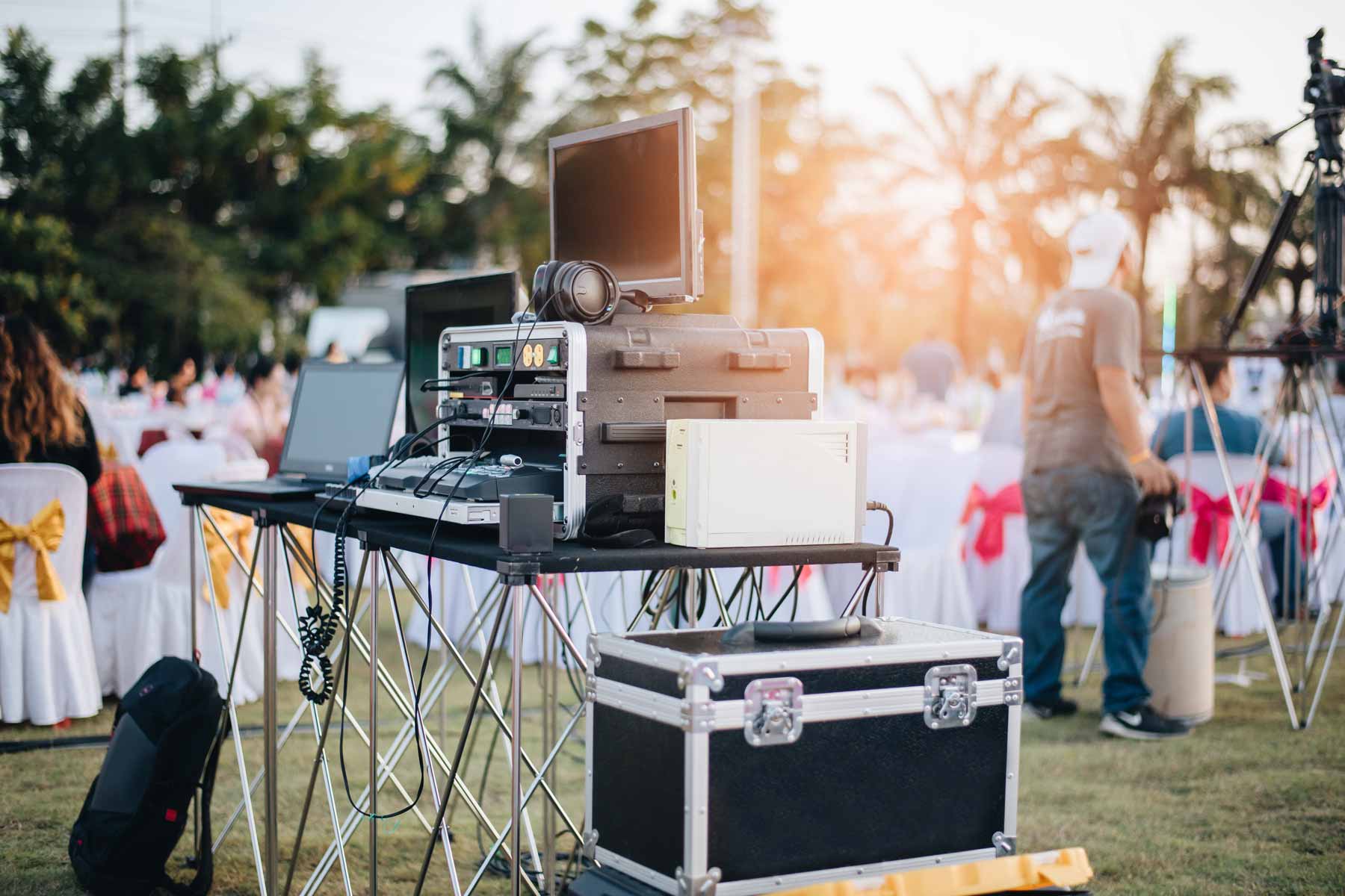 The 10 Best AV Rentals Near Me (with Prices & Reviews) - Fash