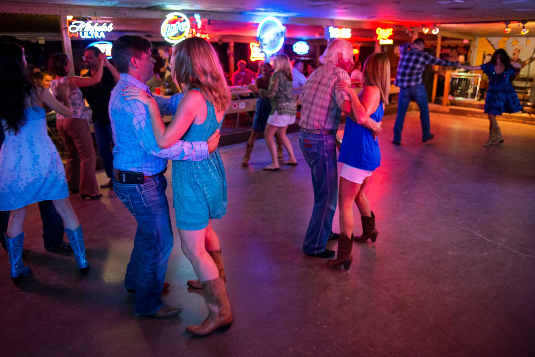 The 10 Best Square Dance Lessons Near Me (2025) - Lessons.com