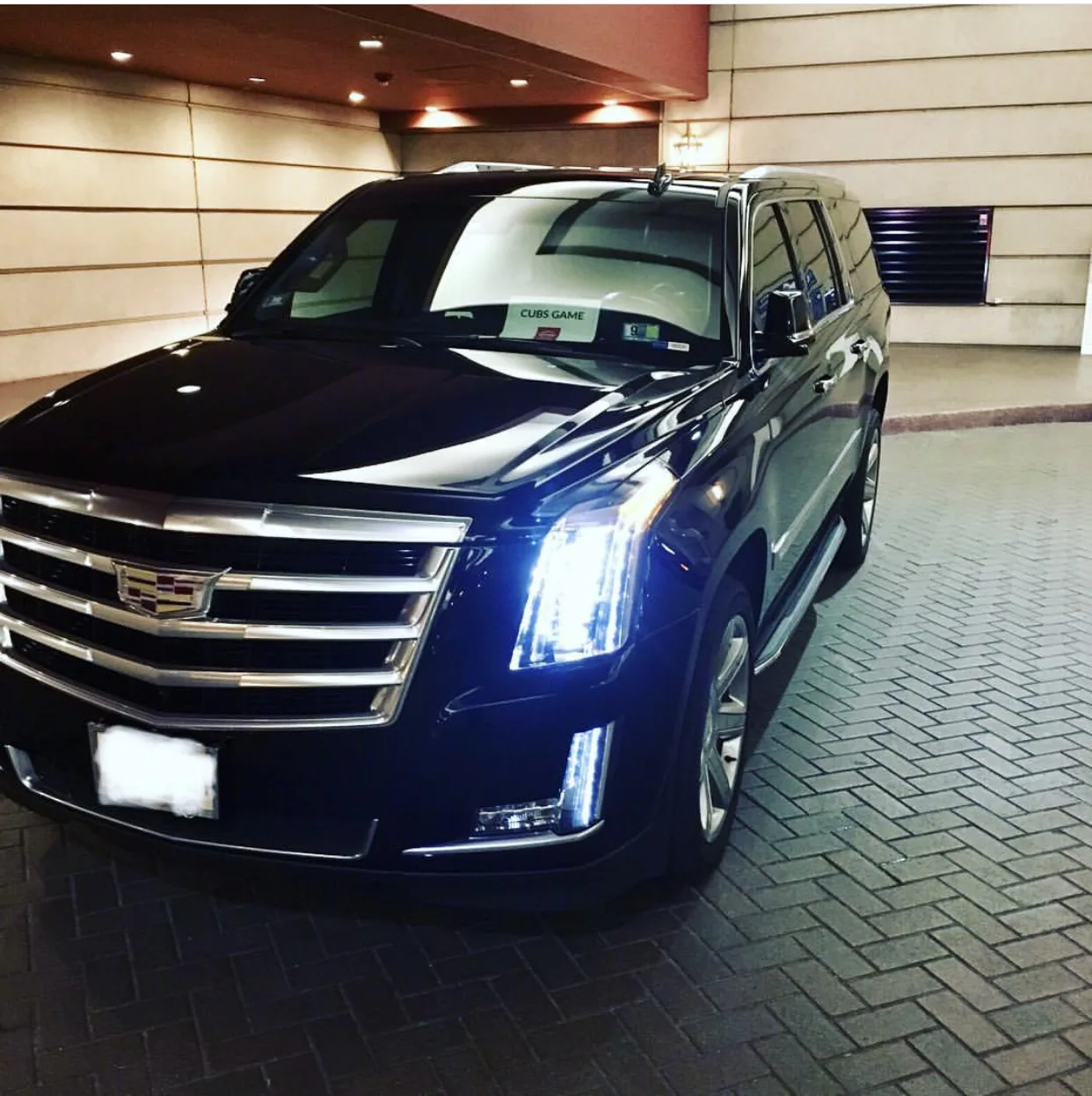 A&A Chicago Livery Inc in Chicago, IL // Fash