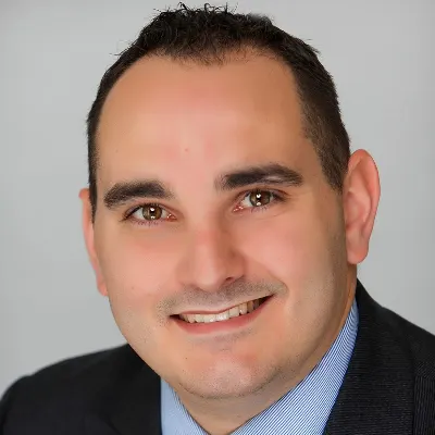 AJ Marotta, Notary in San Antonio, TX // Thervo